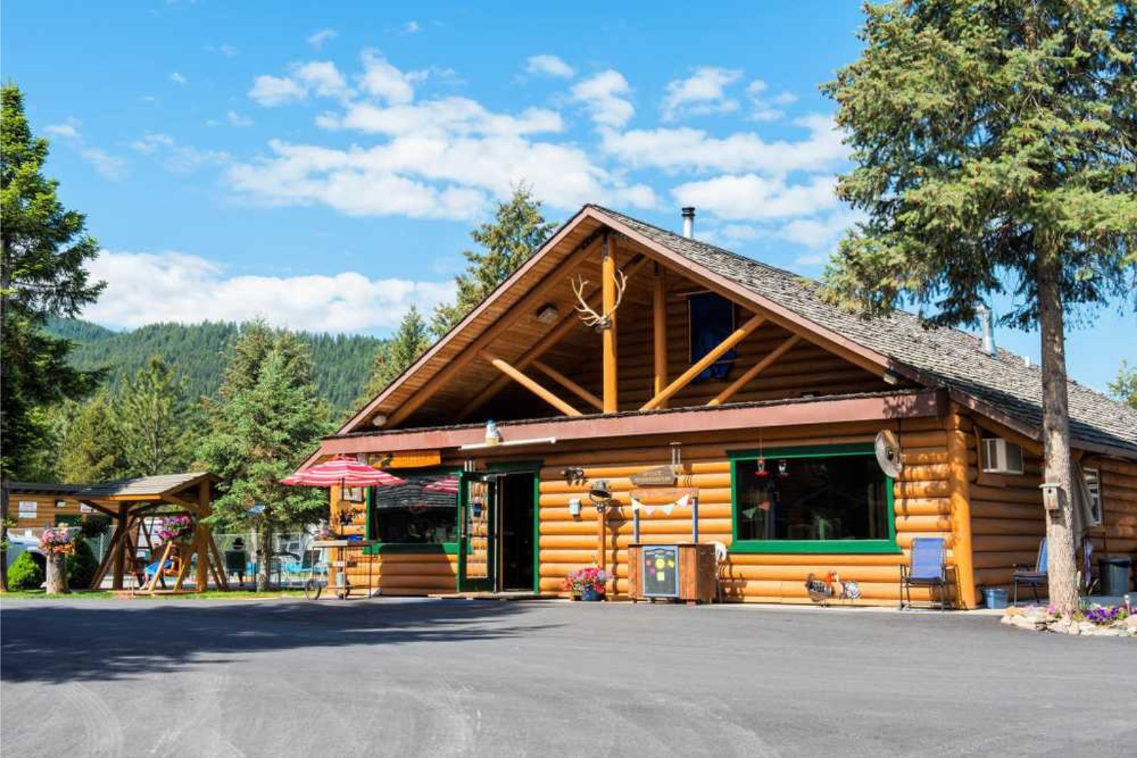 Announcing the 2023 Campspot Award Winners - Campspot